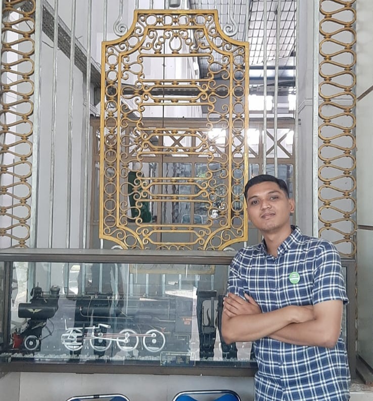 Jejak Kereta Api Semarang dan Surabaya - Begandring